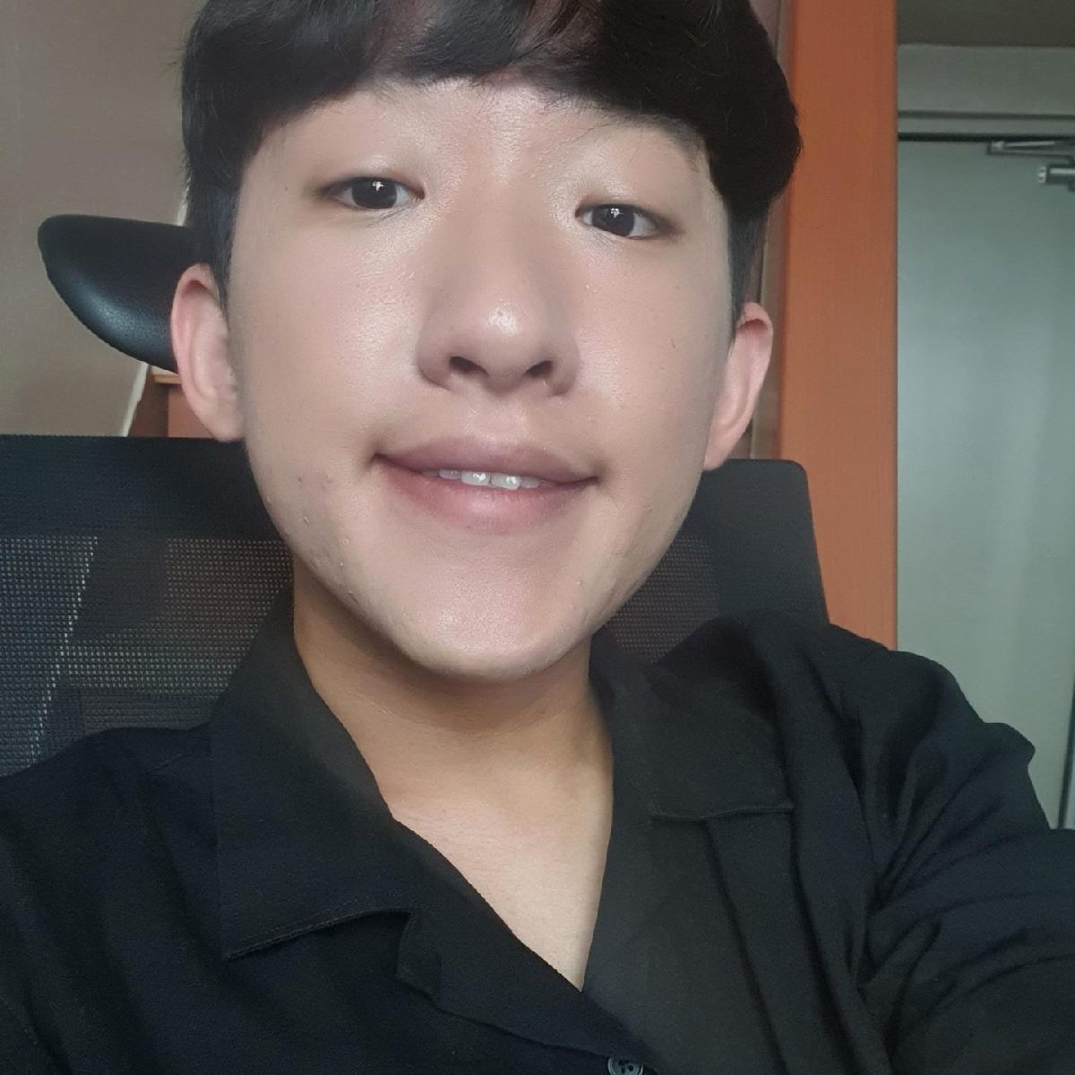 홍경원 주 잉클 웹 프론트엔드 개발 웹퍼블리셔 Ui개발 로켓펀치