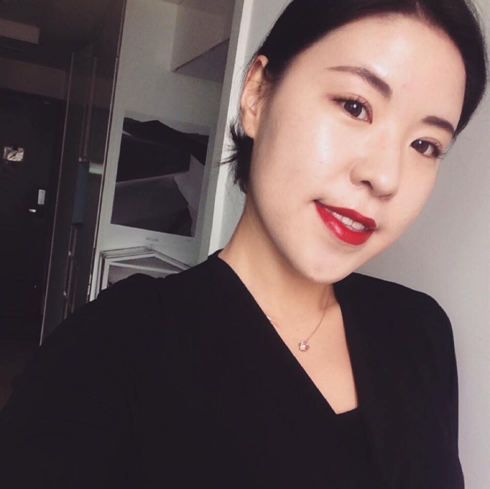 에리카의 경력, 학력 정보